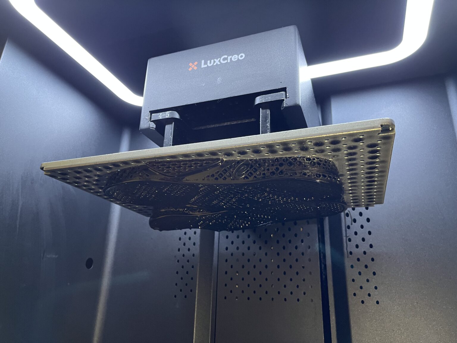 ASICS and LuxCreo Redefine Comfort with 3D Printed ACTIBREEZE™ HYBRID ...